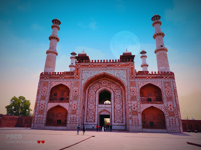 Tomb of Akbar Tickets - Best Price Guarantee